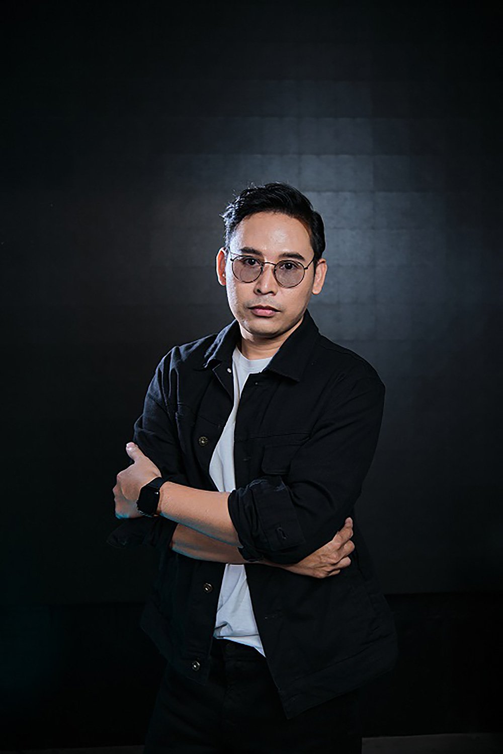 Golf Prawit ปล่อยซิงเกิล "คนอ่อนแอ" อยากให้ทุกหัวใจที่อ่อนแอกลับมาเข้มแข็ง